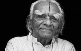 Iyengar Method of Yoga Explained: A Beginners Guide – Rafael Durán